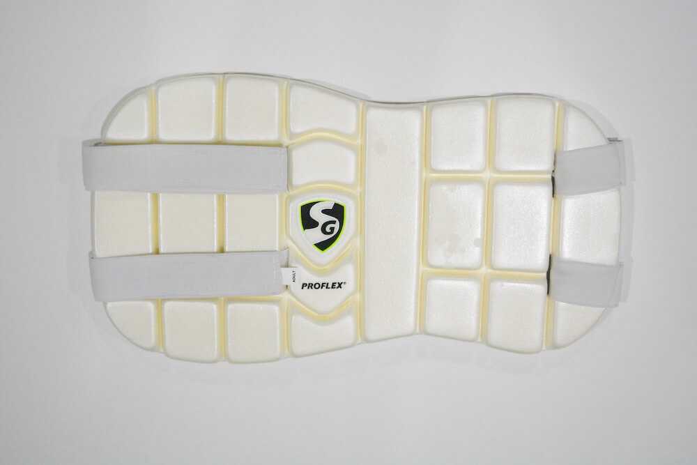 sg-proflex-chest-guard-625079_1200x1200.jpg?v=1745103646